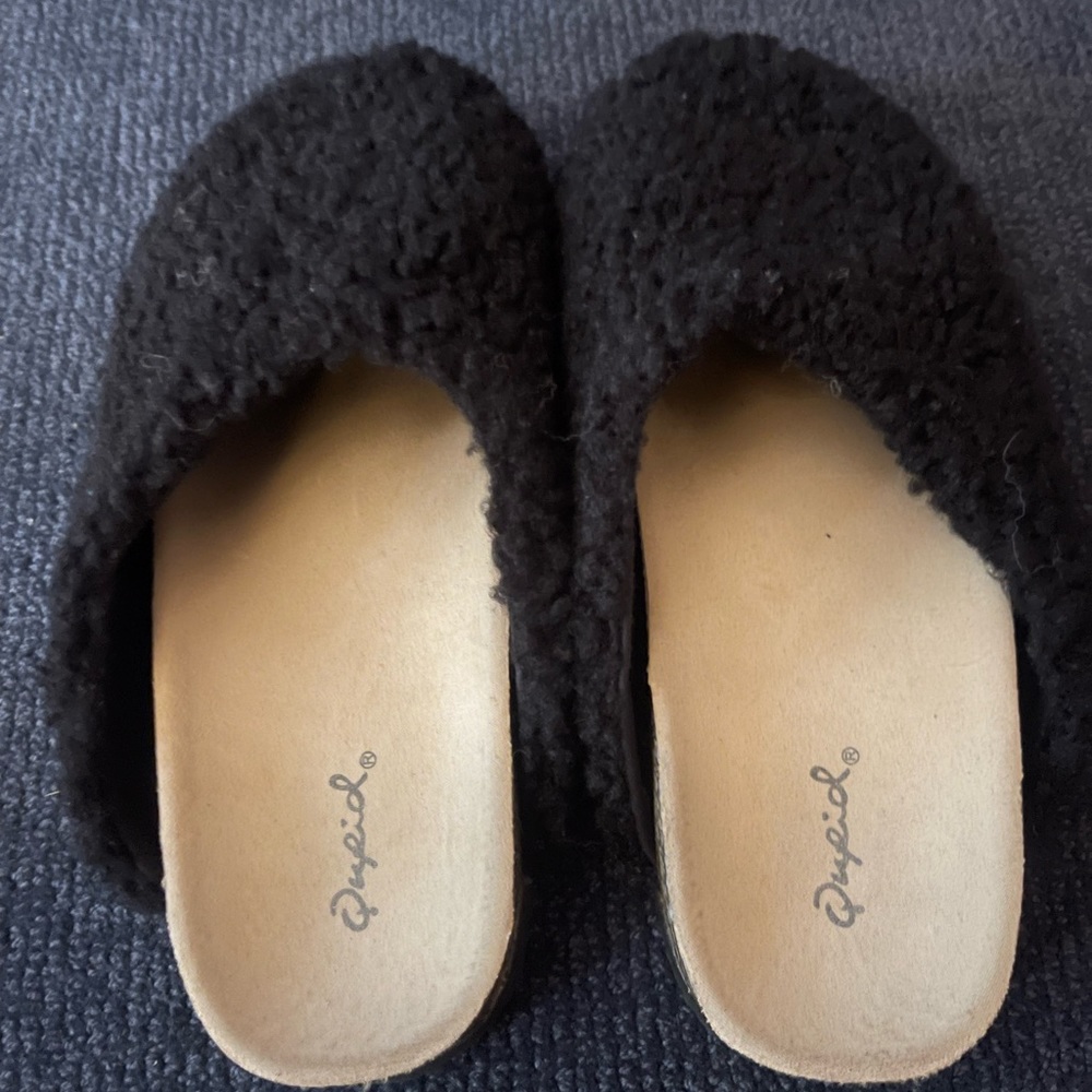 Brand New Black Teddy Faux Fur Sleepers - Gem
